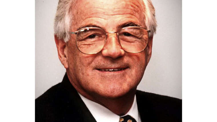 Farewelling a Christian radio pioneer - Eternity News